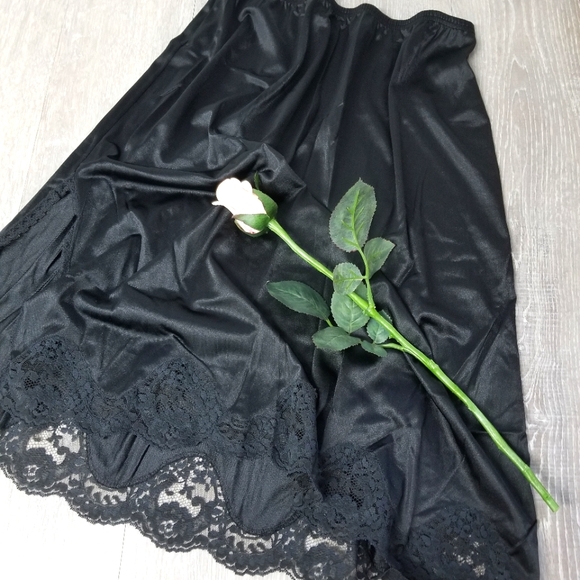 Vanity Fair | Intimates & Sleepwear | Vintage Sexy Half Slip | Poshmark